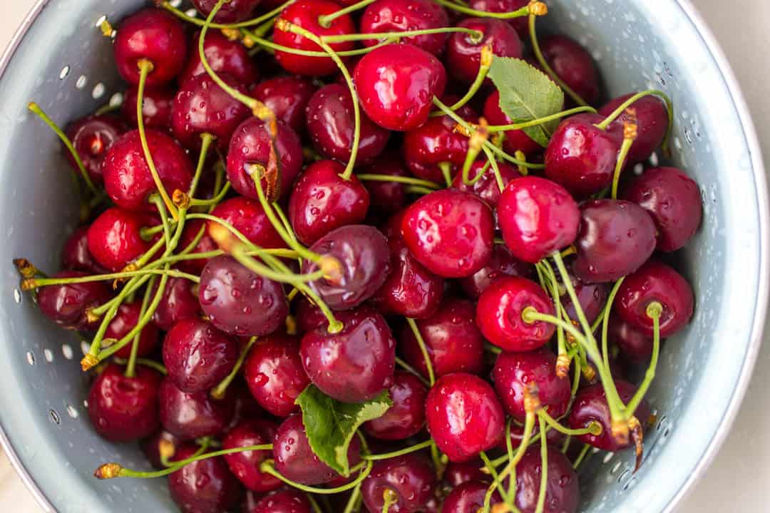 30 recipes for fresh cherries and how to freeze them