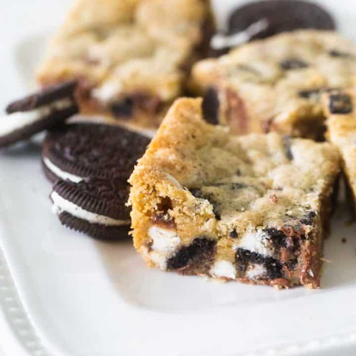 Cookies and Cream Blondie Bars - Peanut Blossom